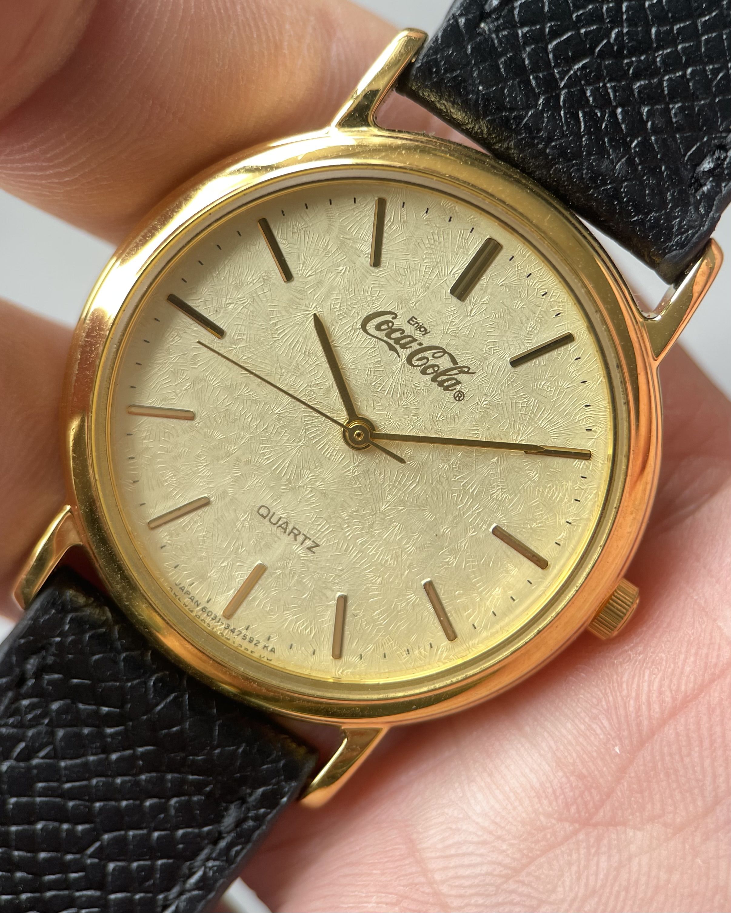CITIZEN COCA-COLA TEXTURED DIAL VINTAGE QUARTZ WATCH | Artizen Store