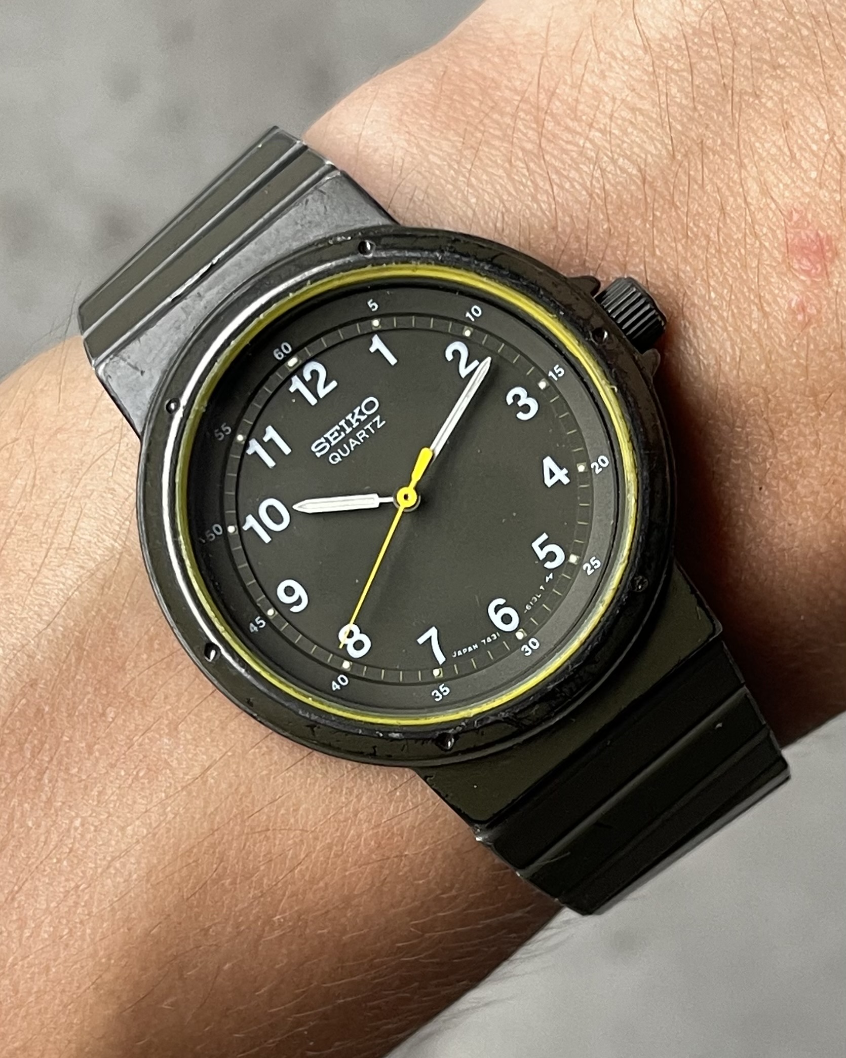 SEIKO QUARTZ ARMY COLOUR VINTAGE WATCH | Artizen Store
