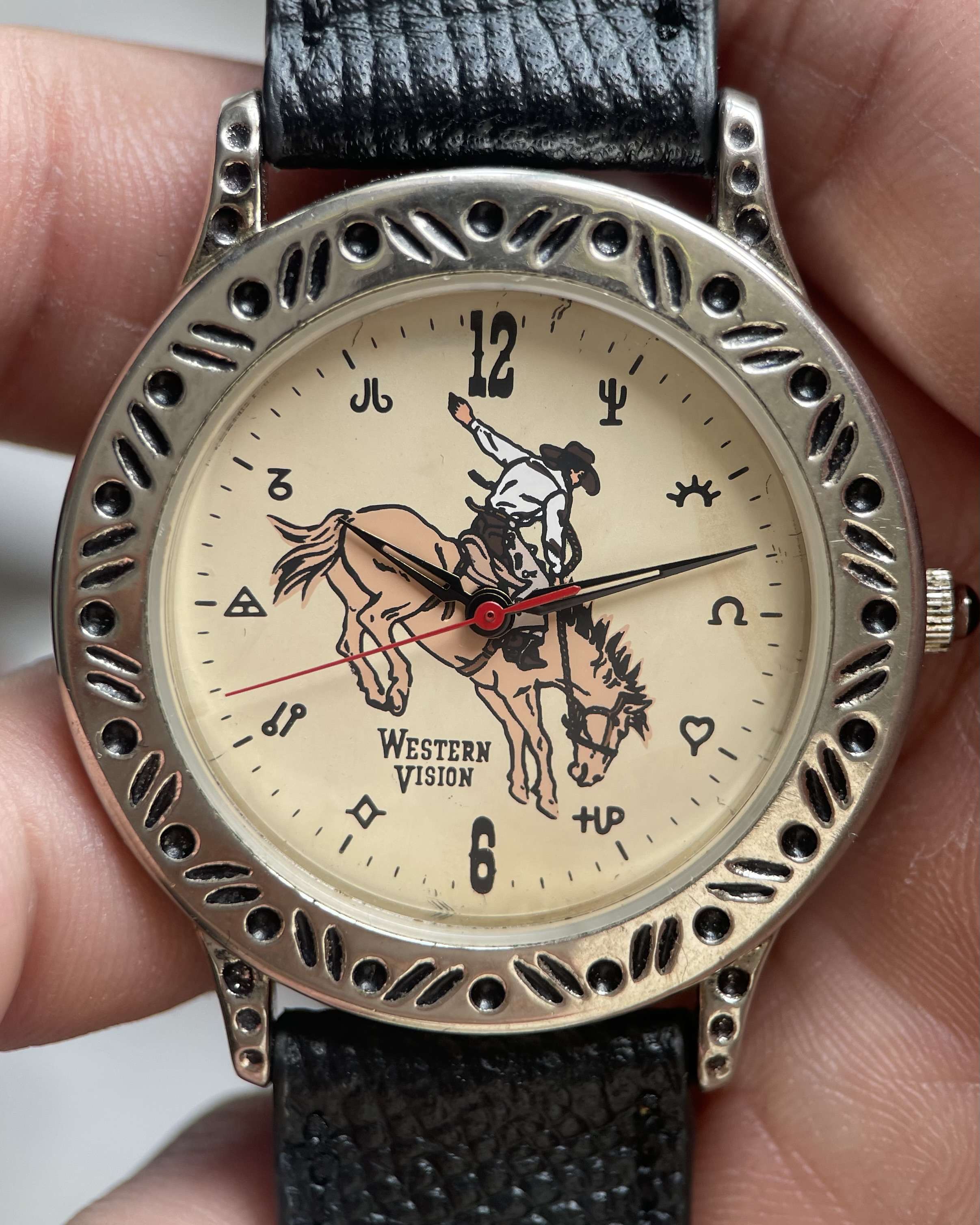 WESTERN VISION COWBOY VINTAGE QUARTZ WATCH | Artizen Store