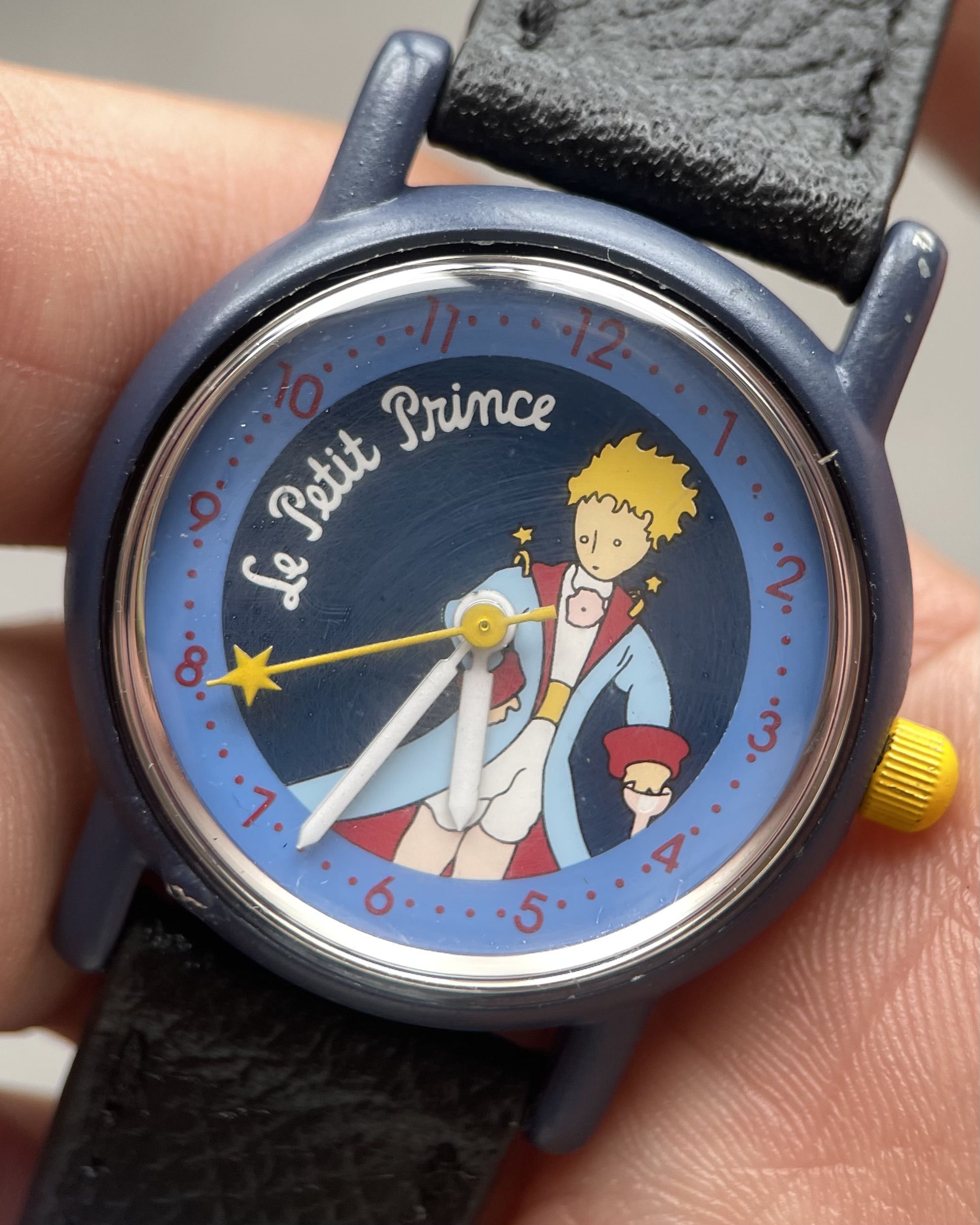 LE PETIT PRINCE STAR VINTAGE QUARTZ WATCH | Artizen Store