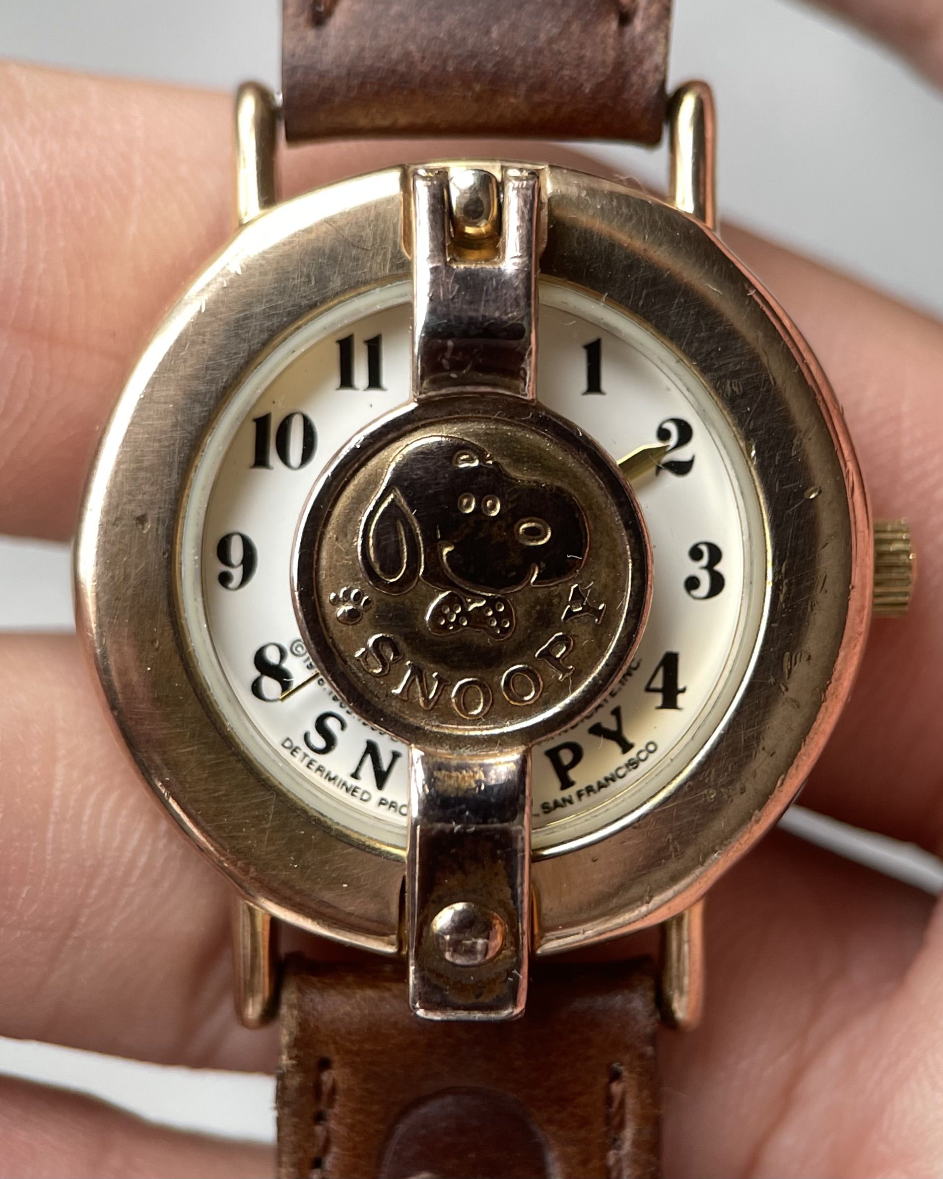 SNOOPY x WOODSTOCK HINGED COVER VINTAGE QUARTZ WATCH | Artizen Store